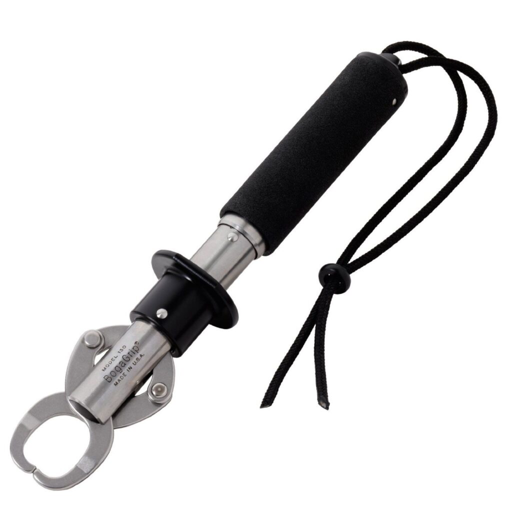 The Boga Grip • Fish Finder Suriname